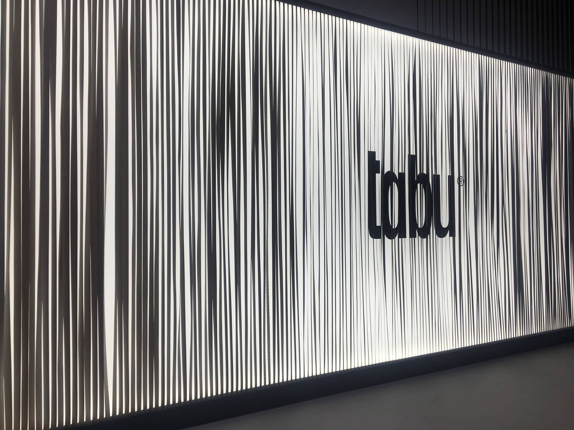 Dresswall - The origin of possibilities